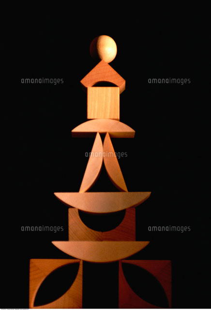 Architectural Building Blocks Forming Tower[20025038354]の写真素材・イラスト素材 ...