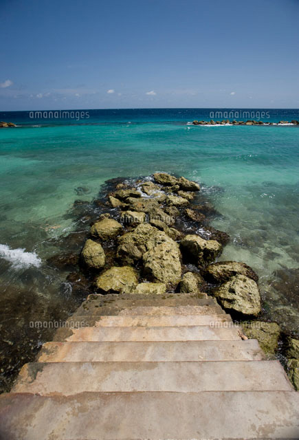 Steps Leading to Ocean, Curacao, Netherlands Antilles[20025297145]の写真素材 ...