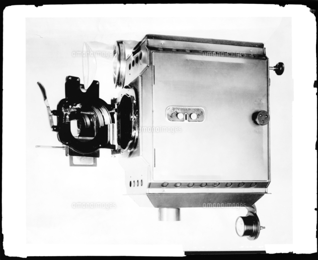The Precision Machine Co. Simplex motion picture camera.[20059000739]の ...