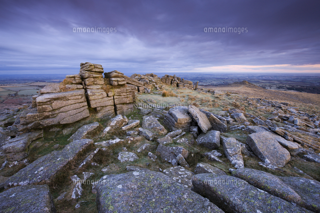 Belstone Tor on a frosty winter morning, Dartmoor National Park, Devon ...