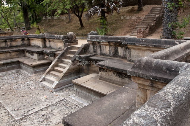 Royal Bath of King Parakramabahu the Great, 1153 AD, Polonnaruwa ruins ...