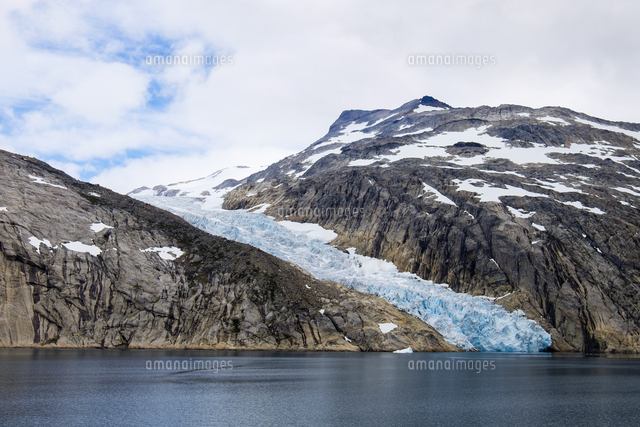 Head of a glacier calving into Prince Christian Sound (Prins Christians ...