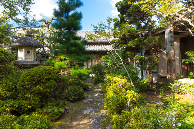 Marubashira[20073003013]の写真素材・イラスト素材｜アマナイメージズ