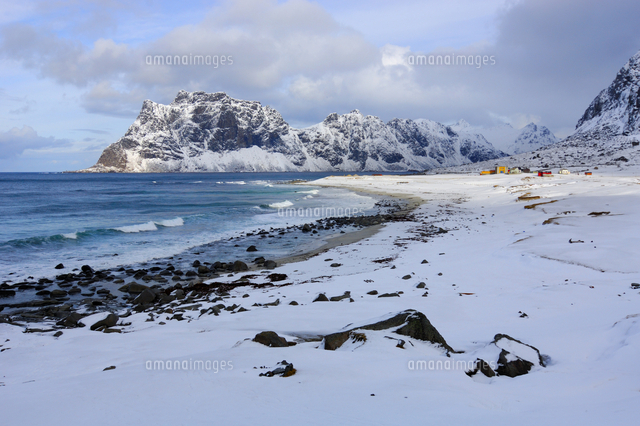 Winter landscape, Utakleiv Beach, Vestvagoy, Lofoten[20080010112]の写真素材 ...