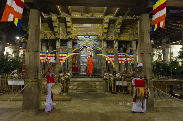 Drummers at Sri Dalada Maligawa Temple, Kandy, Sri Lanka[20085010031]の ...