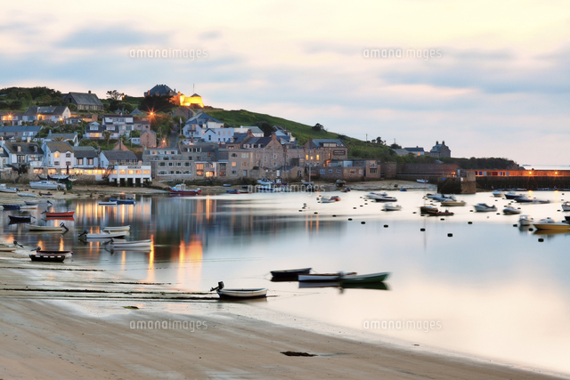 England, Isles of Scilly, St Marys. Hugh Town at dusk.[20088008565]の写真 ...