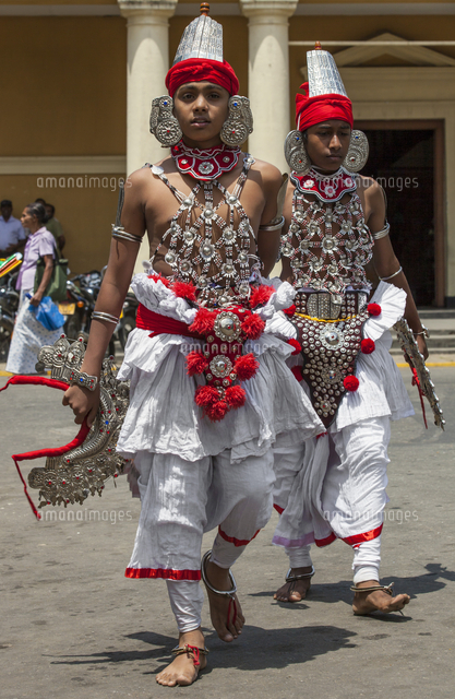 Kandyan dancers in traditional attire participate in the Kandy Day ...