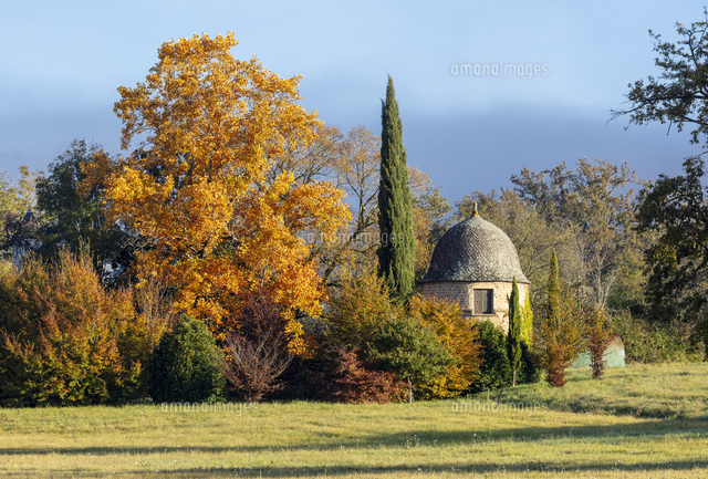 A round tower in the autumn, Castelnau-Bretenoux, Lot, Occitanie ...