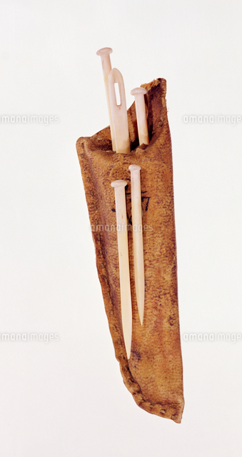 Indian sewing kit, from the Northwest American coast[22040210079]の写真素材 ...
