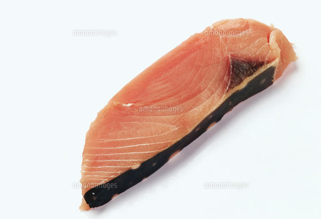 Fillet steak of moonfish[22199030919]の写真素材・イラスト素材｜アマナイメージズ