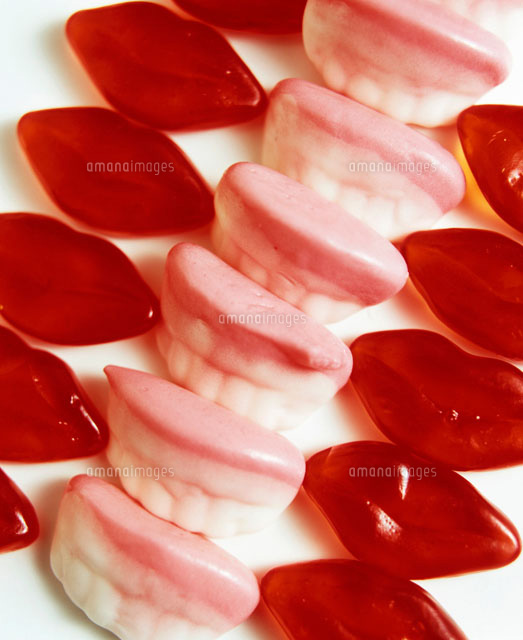 Sweets: jelly lips and foam teeth[22199037581]の写真素材・イラスト素材｜アマナイメージズ