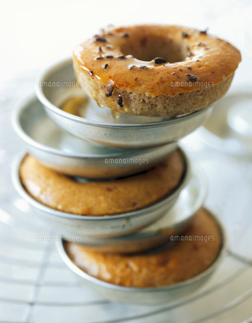 Sweet ring cakes[22199047147]の写真素材・イラスト素材｜アマナイメージズ