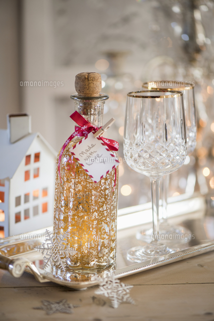Homemade pear vodka with spices as a Christmas gift[22199084496]の写真素材 ...