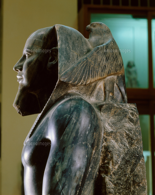 Diorite statue of Khafre (Chephren)[22244000927]の写真素材・イラスト素材｜アマナイメージズ