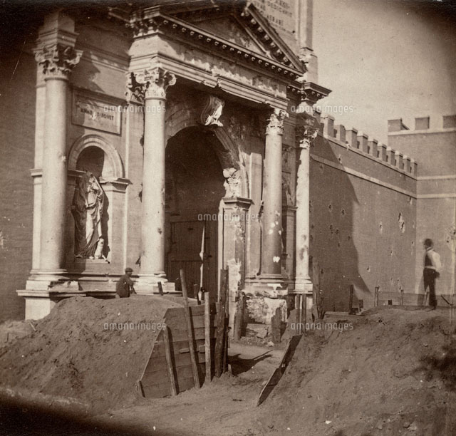 Capture of Rome: soldiers in front of Porta Pia damaged by a ...