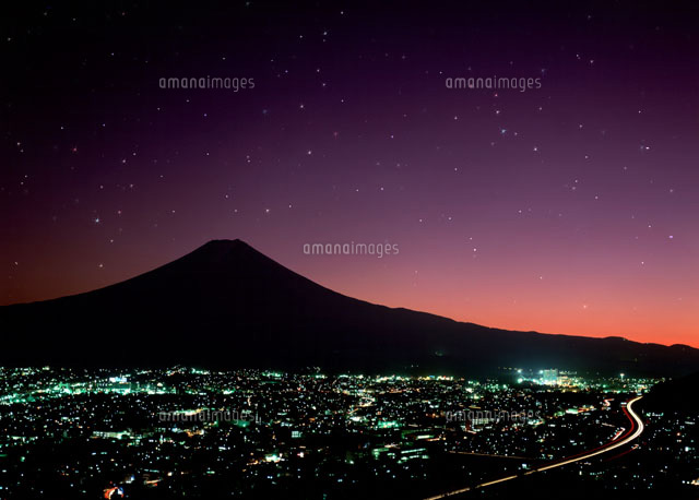 富士山と星空[02022347200]の写真素材・イラスト素材｜アマナイメージズ