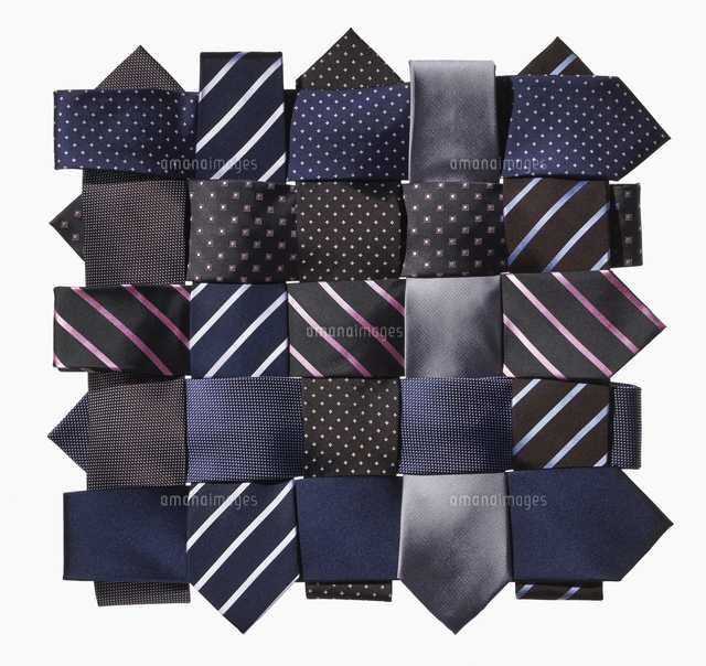 Ten ties braided on a white background[11030053115]の写真素材・イラスト素材｜アマナイメージズ