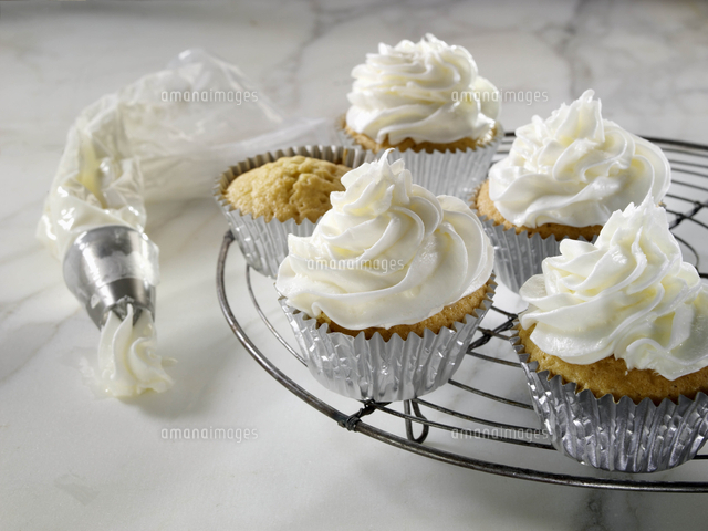 Stevia buttercream frosting[11047055636]の写真素材・イラスト素材｜アマナイメージズ