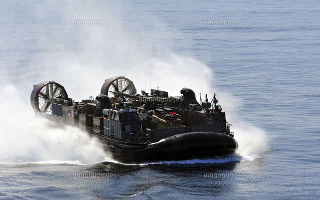A Landing Craft Air Cushion transits through the Pacific Oce ...