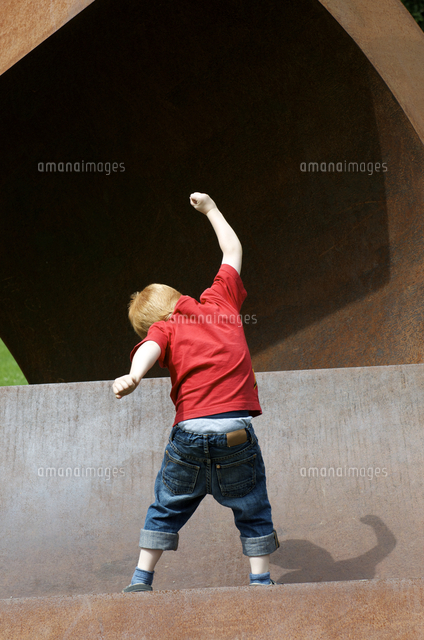 Germany, Baden Wuerttemberg, Constance, Boy dancing[11094012495]の写真素材 ...