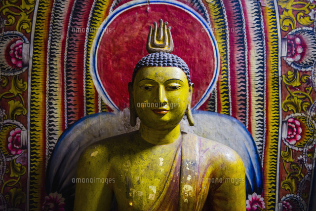 Buddha statue in Cave 1 (Cave of the Divine King) (Temple of the Divine ...