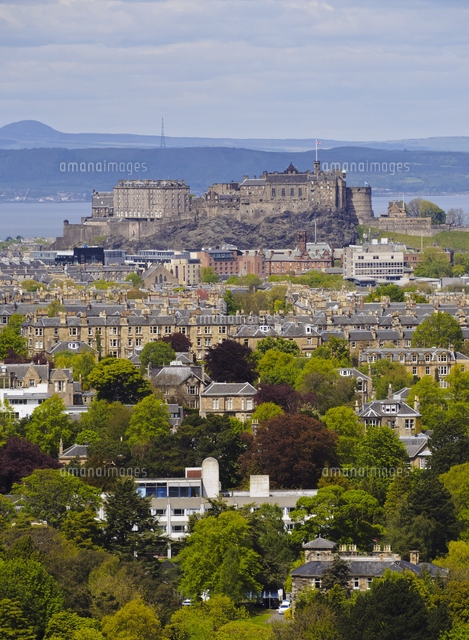 UK, Scotland, Lothian, Edinburgh, City Skyline with the Castle viewed ...